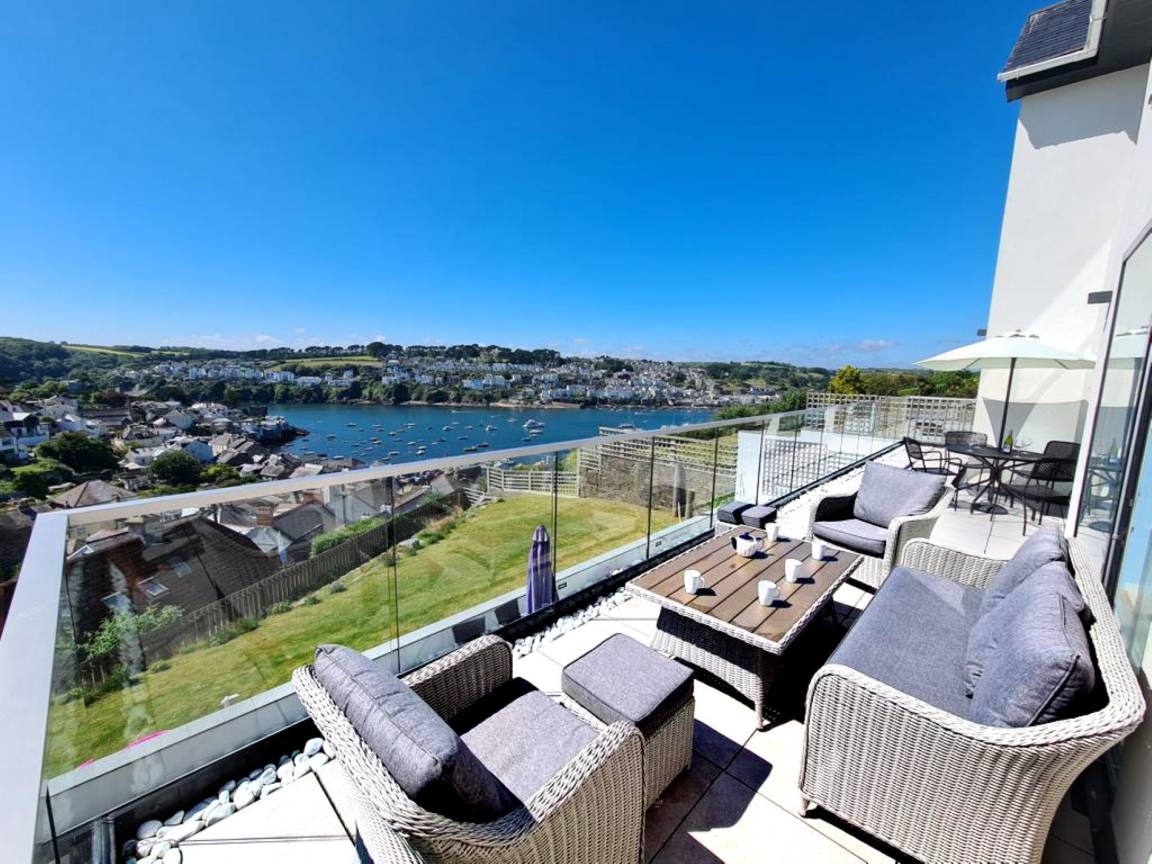 Cottage ∙ 5 Bedrooms ∙ 10 Guests - Fowey
