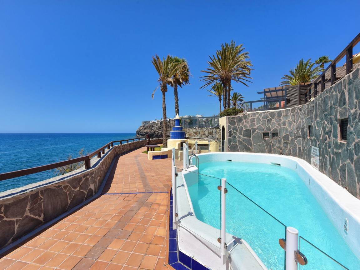 120 M² House ∙ 4 Bedrooms ∙ 8 Guests - Playa del Inglés