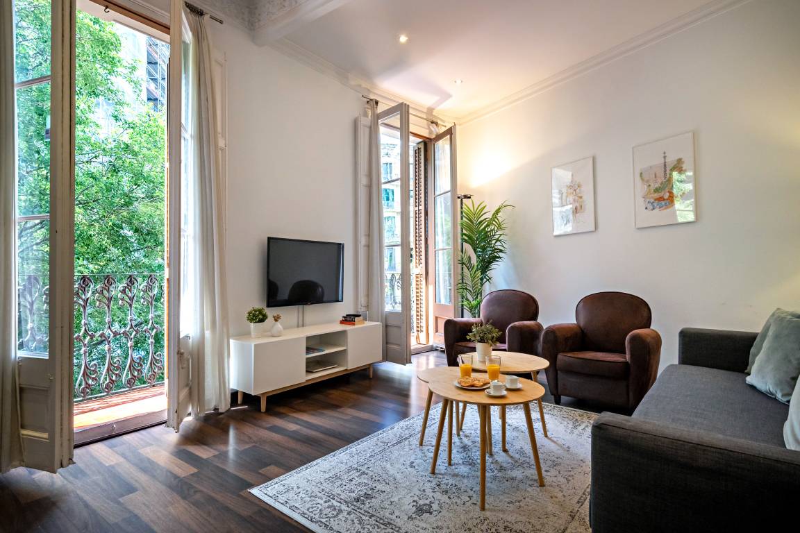 82 M² Apartment ∙ 2 Bedrooms ∙ 4 Guests - Barcelona
