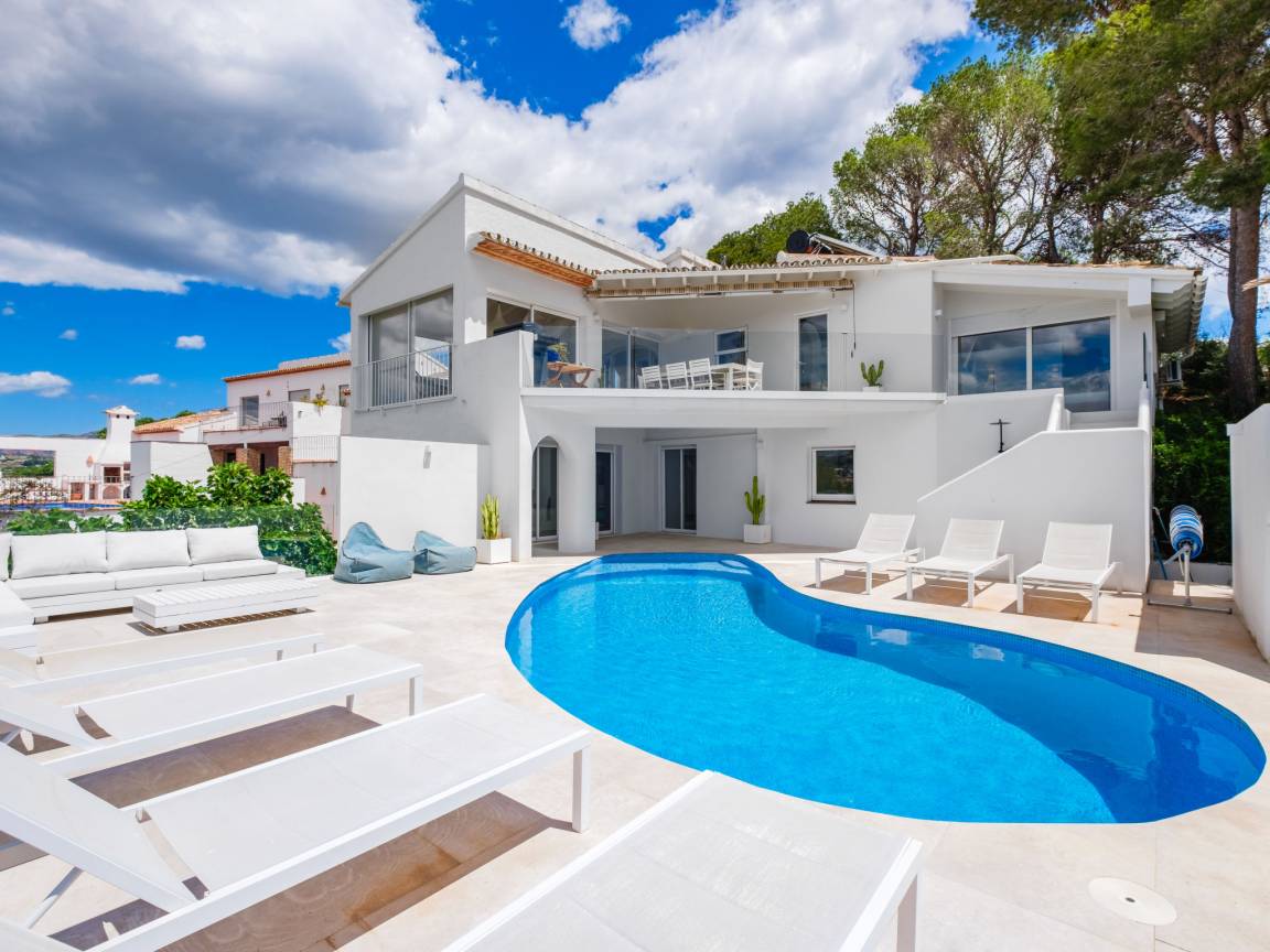 222 M² Dom ∙ 4 Sypialnie ∙ 8 Gości - Moraira