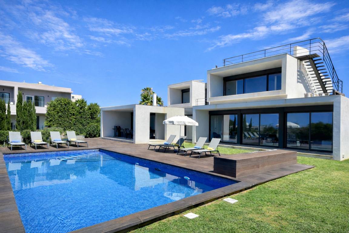 320 M² Villa ∙ 5 Chambres ∙ 10 Personnes - Albufeira