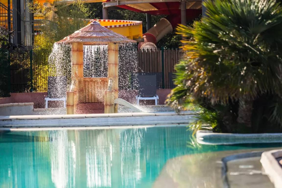 23 M² Mobil-home ∙ 2 Chambres ∙ 6 Personnes - Régusse