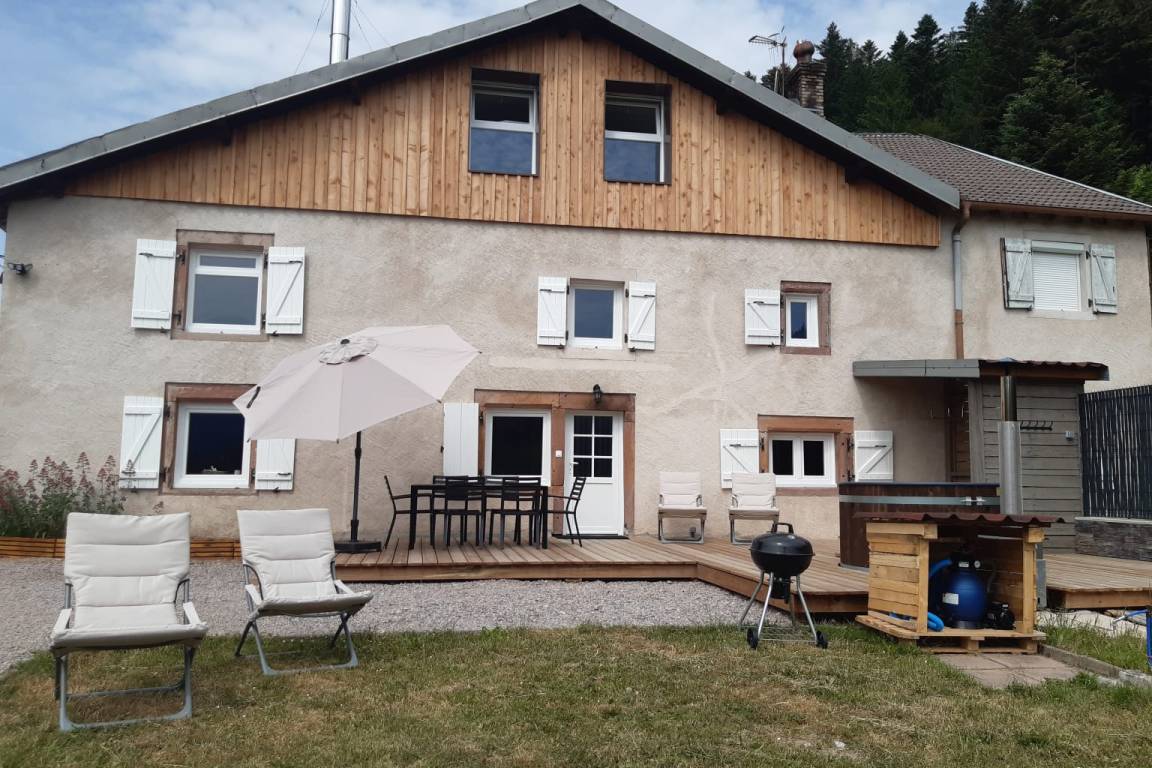 90 M² Ferienwohnung ∙ 3 Schlafzimmer ∙ 6 Gäste - Lothringen