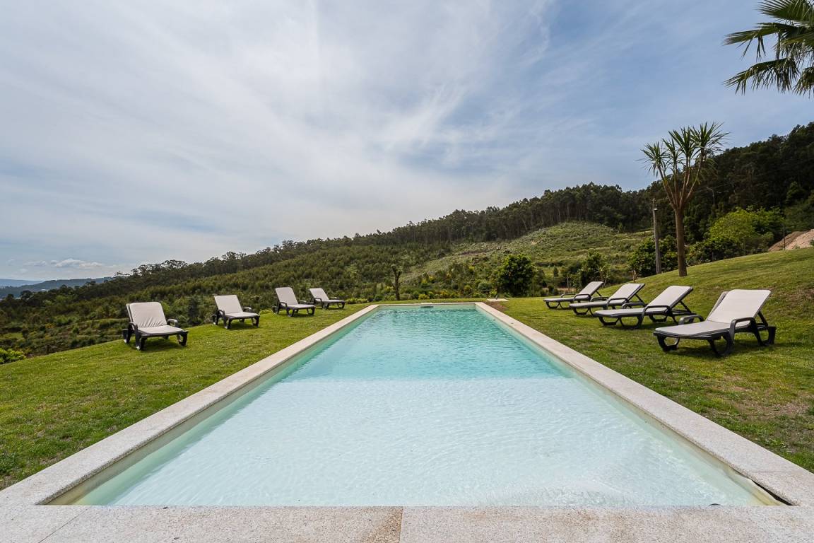 House ∙ 2 Bedrooms ∙ 4 Guests - Nine, Portugal