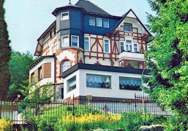 800 M² Ferienhaus ∙ 19 Schlafzimmer ∙ 42 Gäste - Bad Sachsa