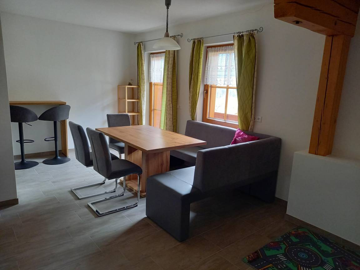 70 M² Ferienwohnung ∙ 2 Schlafzimmer ∙ 4 Gäste - Lienz