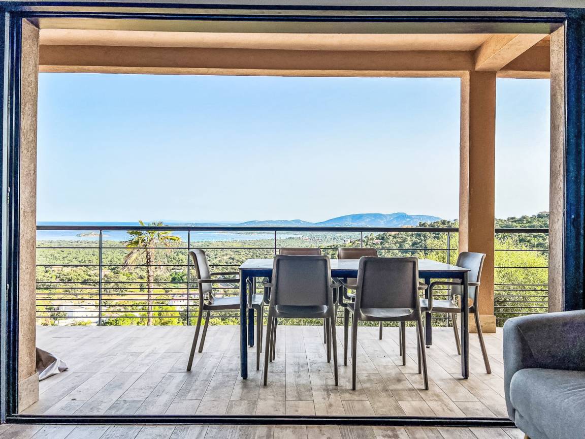 110 M² Appartement ∙ 3 Chambres ∙ 8 Personnes - Zonza