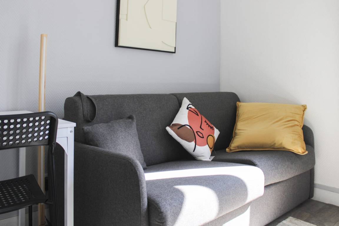 20 M² Studio ∙ 2 Personnes - ibis Paris Porte de Clichy Centre