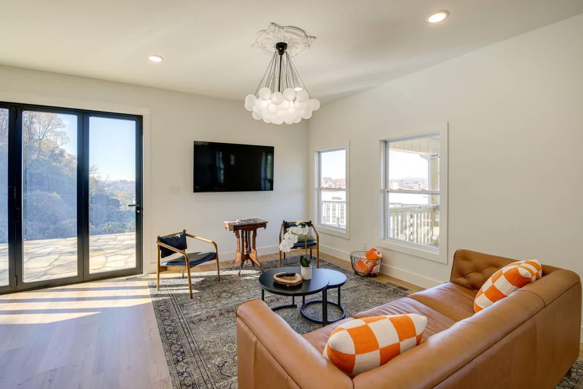 108 M² House ∙ 3 Bedrooms ∙ 5 Guests - Fort Loudoun Lake, TN