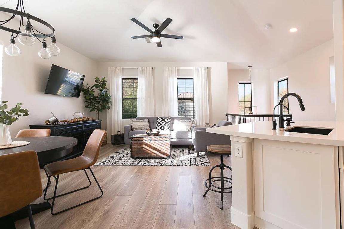 100 M² Casa ∙ 3 Habitaciones ∙ 8 Huéspedes - Chandler