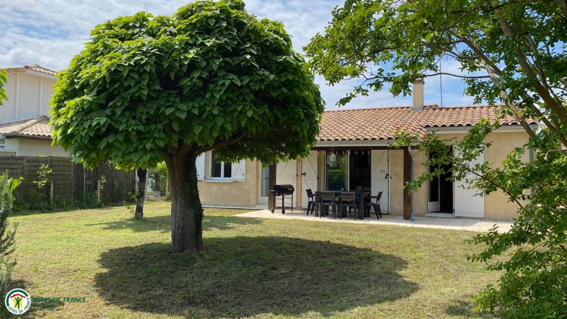 75 M² Gîte ∙ 3 Chambres ∙ 5 Personnes - Mérignac