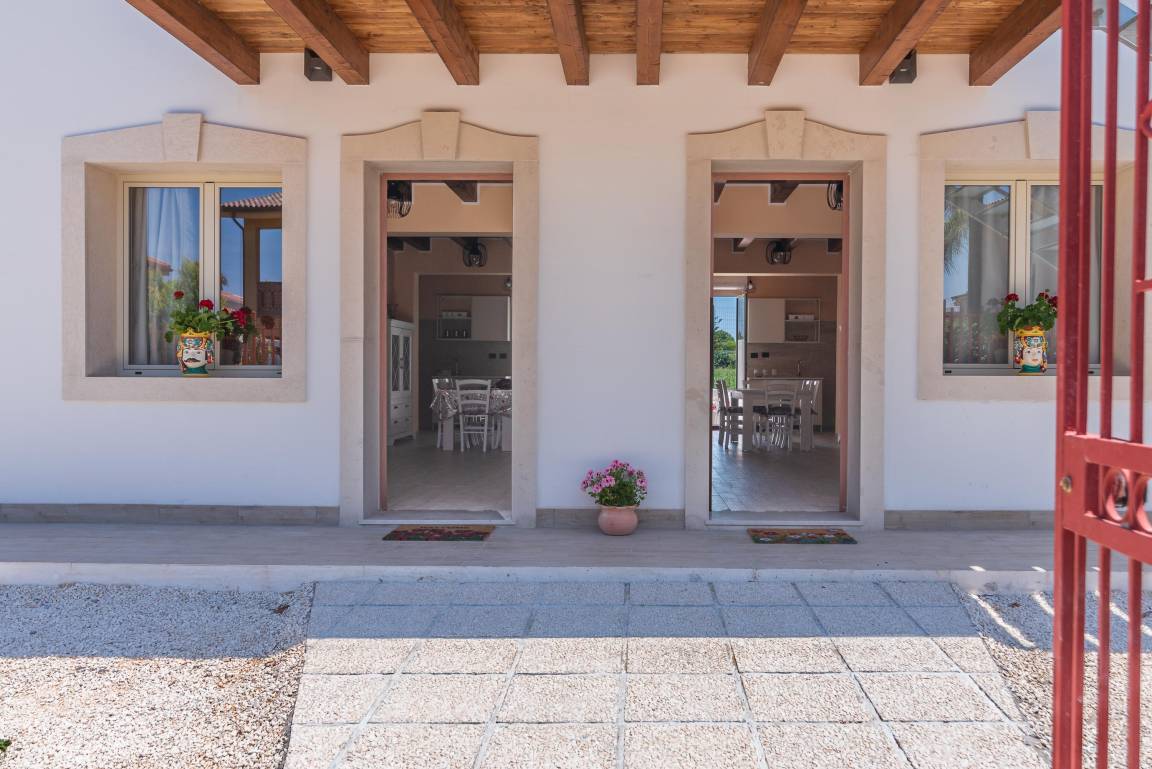 80 M² Ferienhaus ∙ 2 Schlafzimmer ∙ 6 Gäste - Augusta