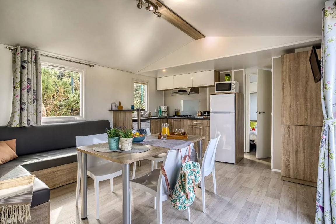 35 M² Mobil-home ∙ 3 Chambres ∙ 6 Personnes - Perros-Guirec