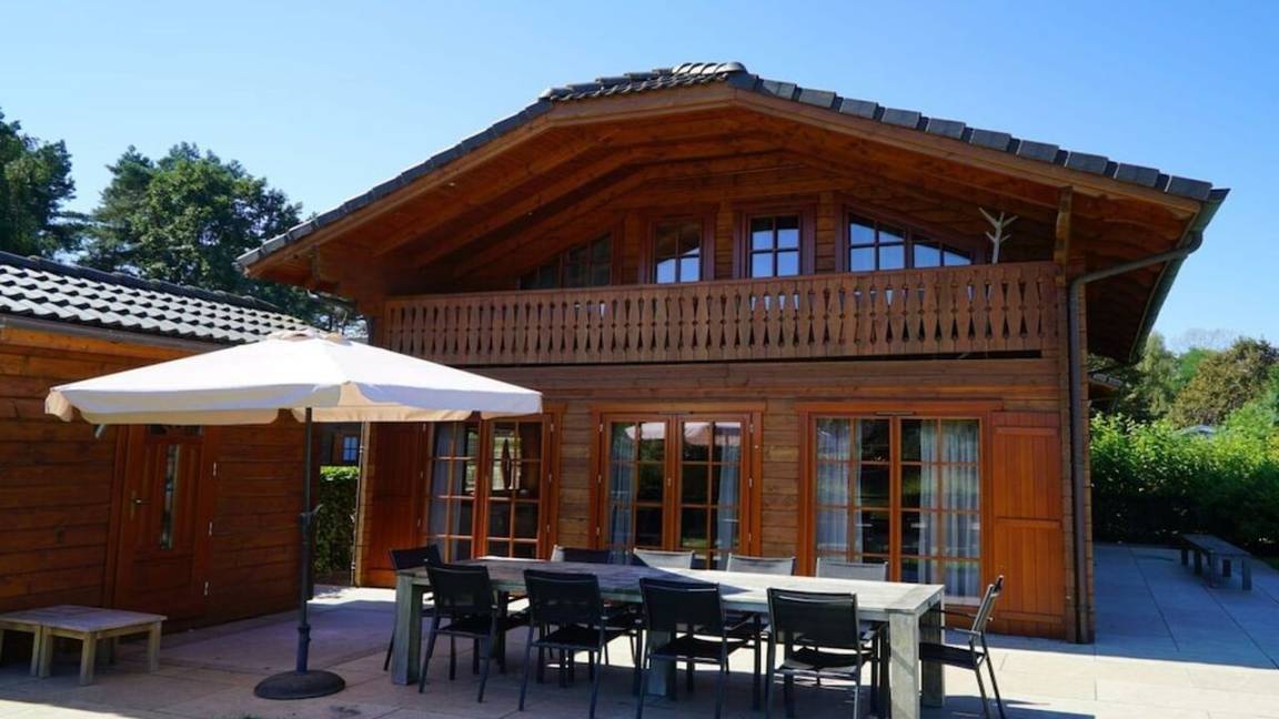 140 M² Huis ∙ 5 Slaapkamers ∙ 10 Gasten - 