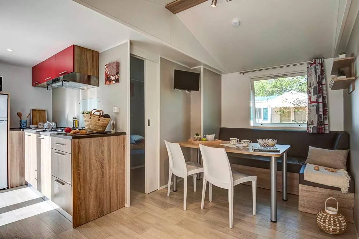 32 M² Caravan ∙ 3 Bedrooms ∙ 5 Guests - Vielle-Saint-Girons