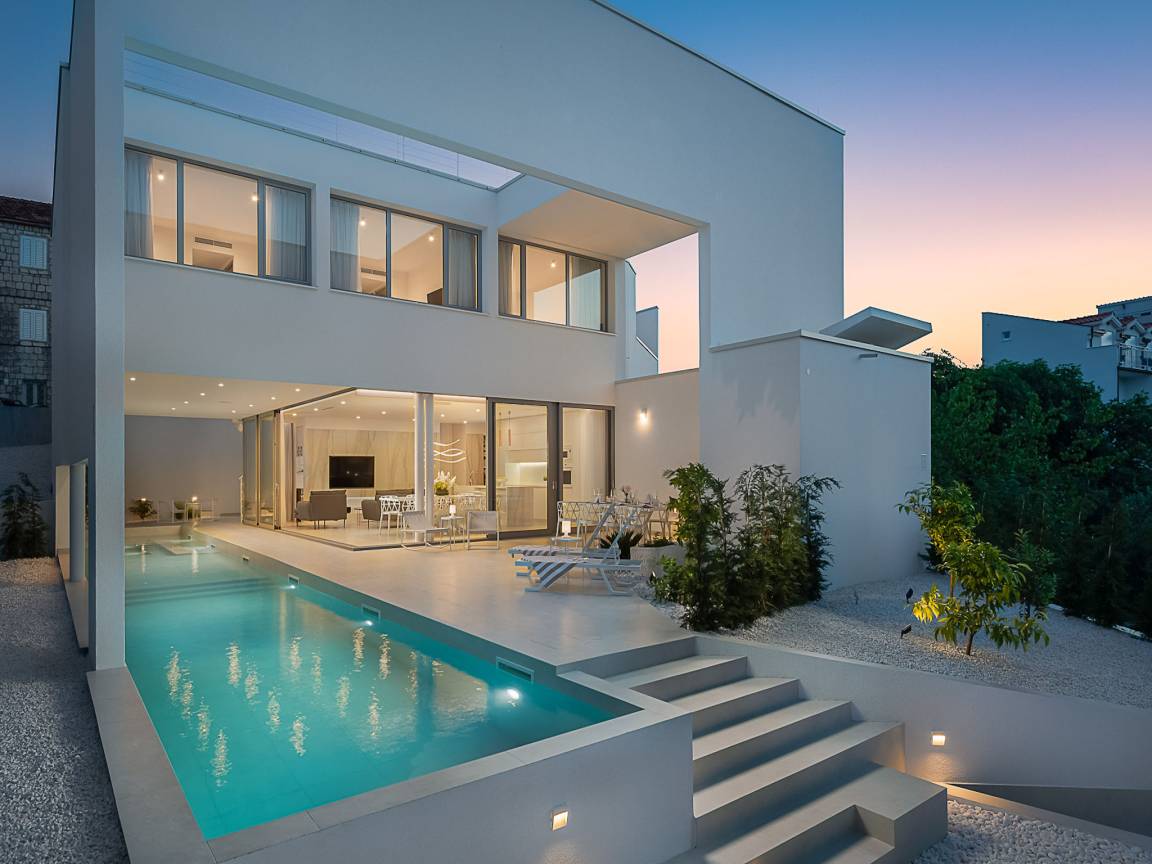 Villa ∙ 4 Bedrooms ∙ 8 Guests - Trogir