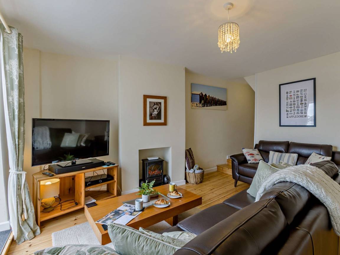 Cottage ∙ 3 Bedrooms ∙ 6 Guests - Appledore