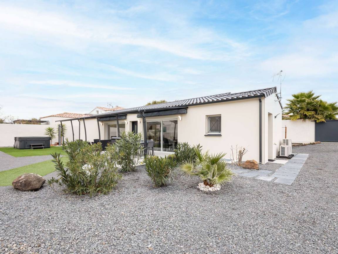 109 M² Villa ∙ 3 Chambres ∙ 6 Personnes - Le Grau d'Agde