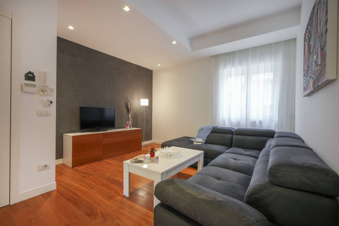 123 M² Appartement ∙ 3 Chambres ∙ 6 Personnes - Bari