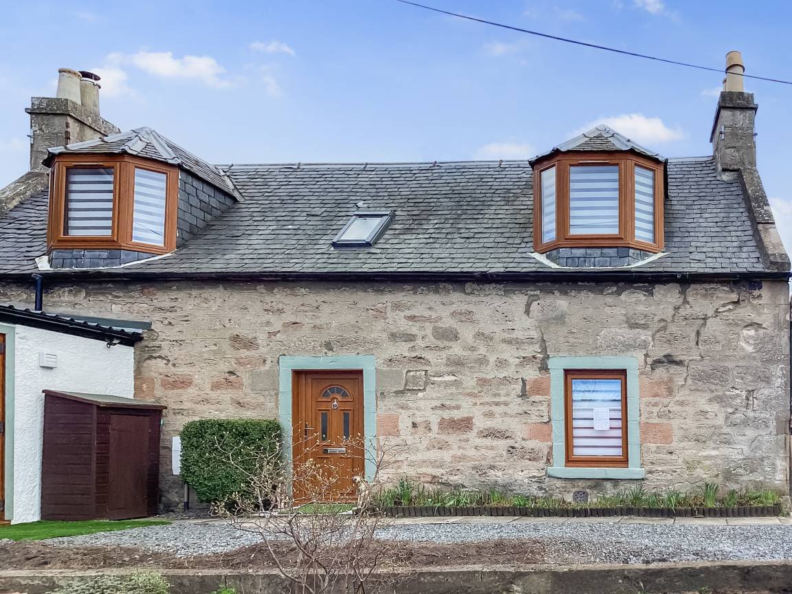 Cottage ∙ 3 Bedrooms ∙ 6 Guests - Nairn