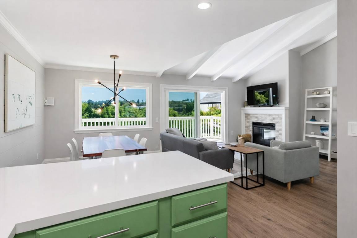 163 M² Talo ∙ 3 Makuuhuonetta ∙ 7 Vierasta - Encinitas, CA