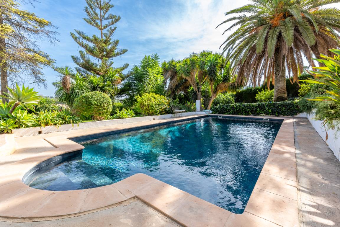 135 M² Villa ∙ 2 Bedrooms ∙ 5 Guests - Coín