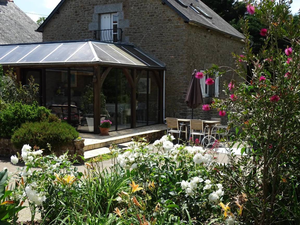 95 M² Gîte ∙ 2 Chambres ∙ 5 Personnes - Fougères