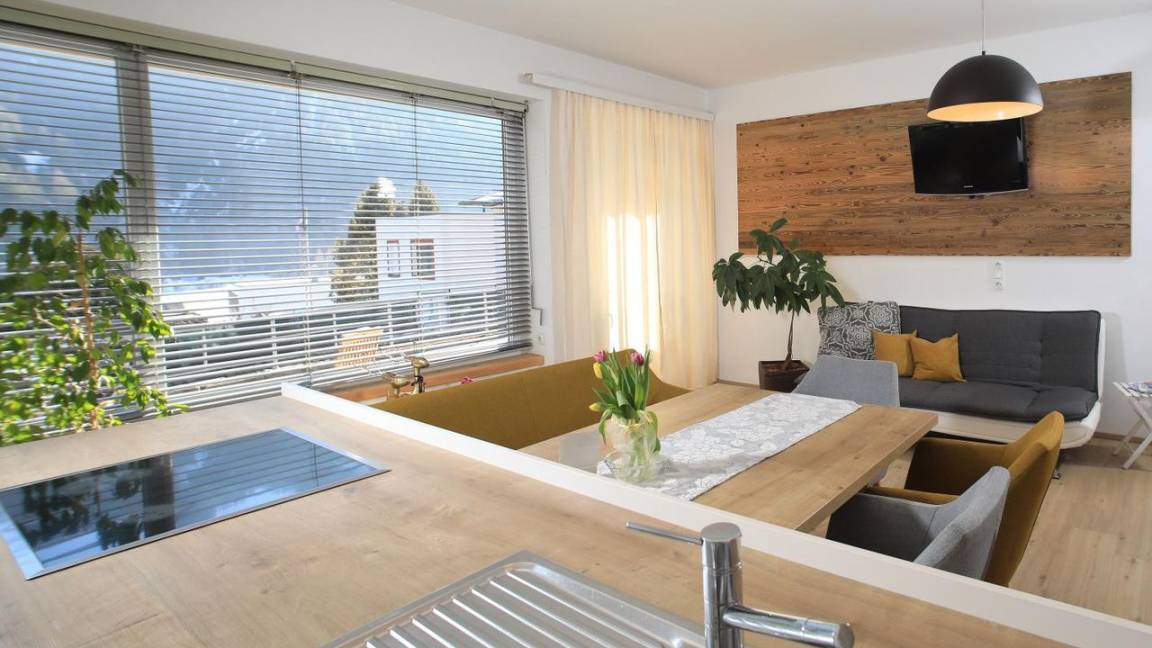 85 M² Ferienwohnung ∙ 2 Schlafzimmer ∙ 4 Gäste - Obertilliach