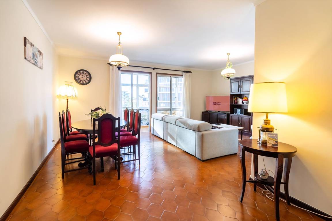 92 M² Apartamento ∙ 1 Quarto ∙ 3 Hóspedes - Madeira