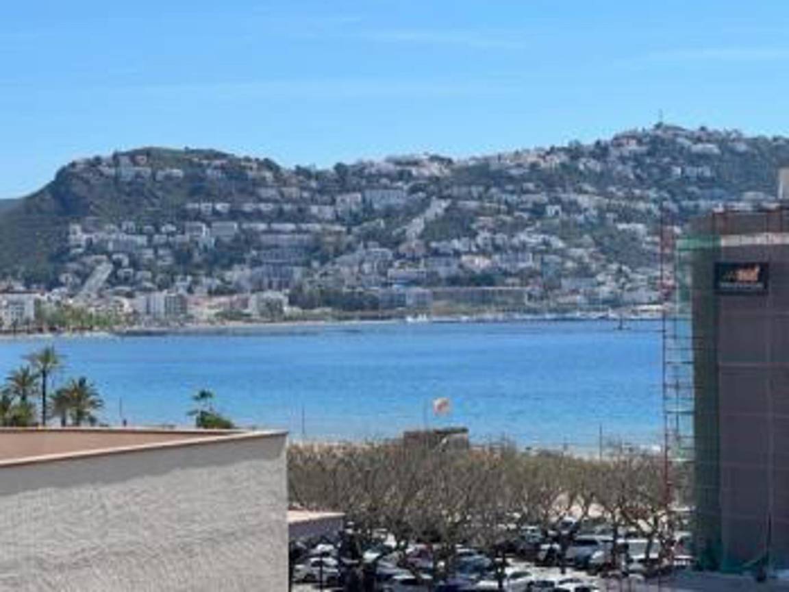 65 M² Apartamento ∙ 3 Habitaciones ∙ 5 Huéspedes - Roses