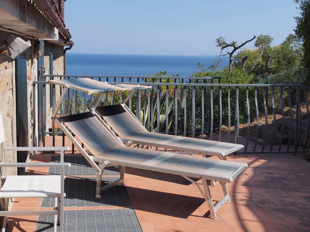 70 M² Apartment ∙ 2 Bedrooms ∙ 5 Guests - Isola del Giglio