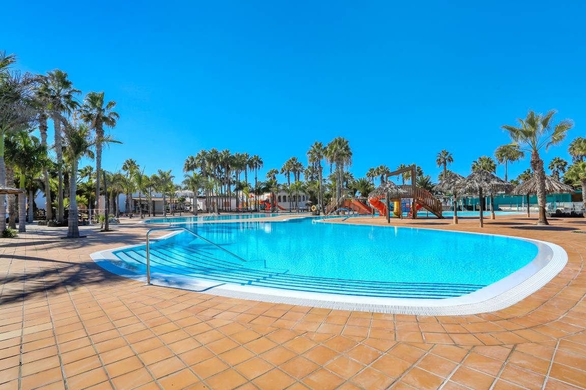 53 M² Apartamento ∙ 1 Habitación ∙ 4 Huéspedes - Corralejo