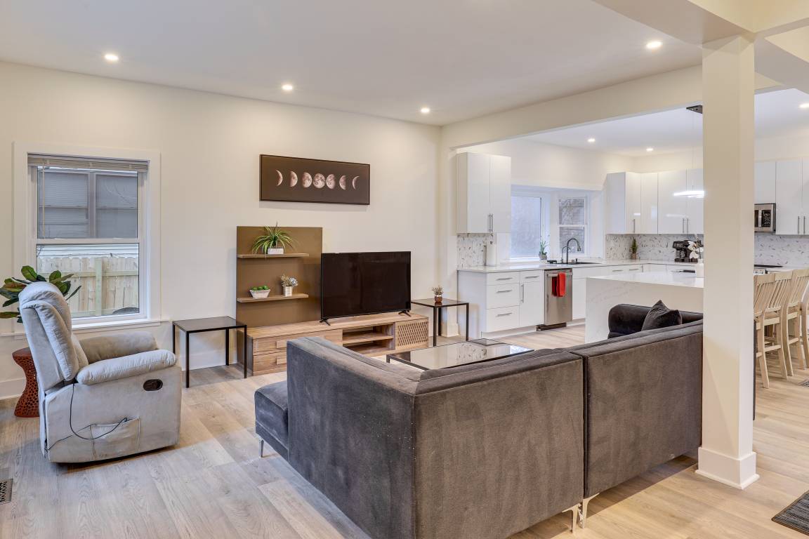 278 M² House ∙ 5 Bedrooms ∙ 10 Guests - Kansas City, MO