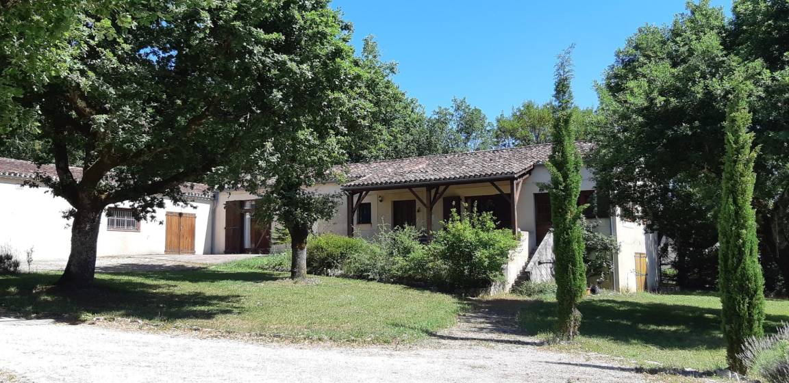 100 M² Gîte ∙ 1 Bedroom ∙ 2 Guests - Cahors