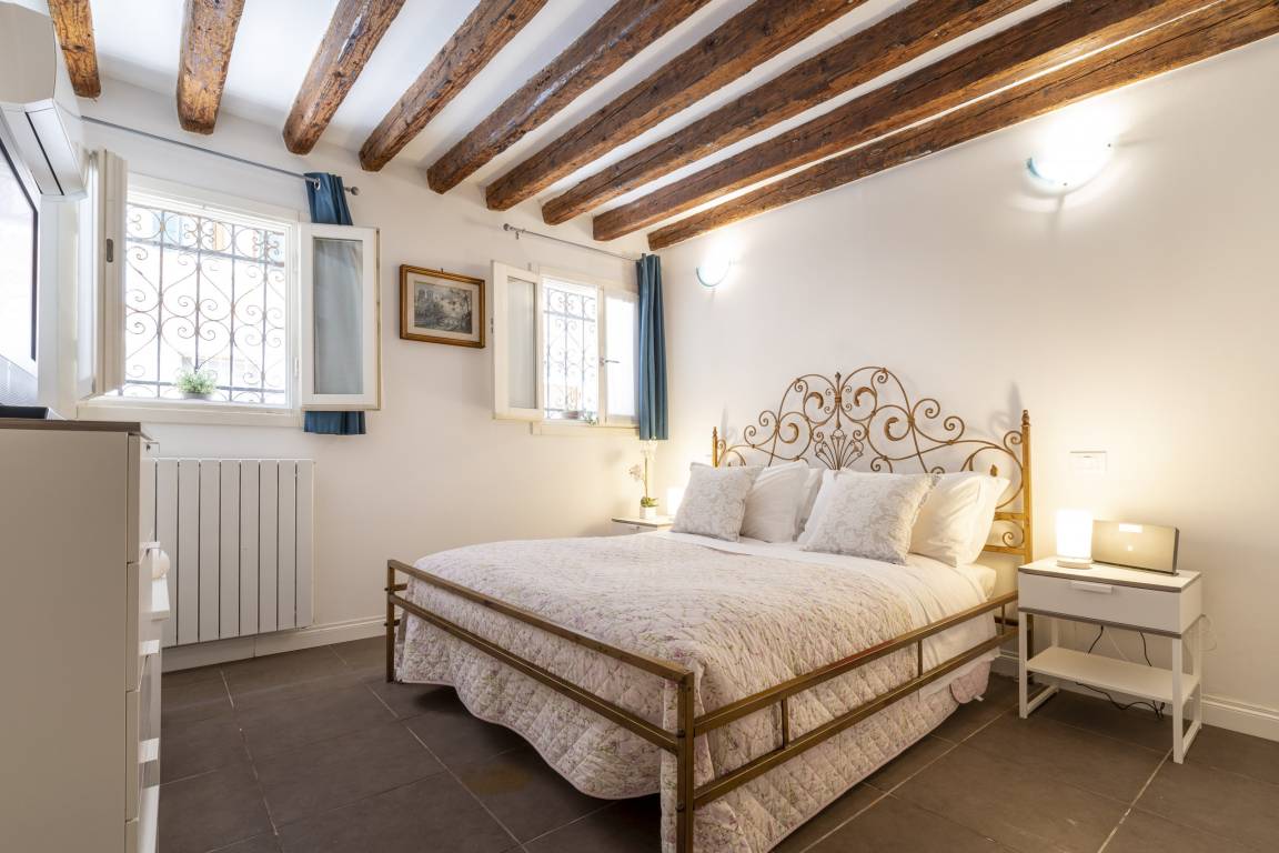 60 M² Apartment ∙ 2 Bedrooms ∙ 4 Guests - Venice