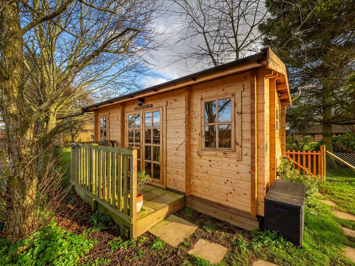 45 M² Chalet ∙ 1 Bedroom ∙ 2 Guests - Norwich