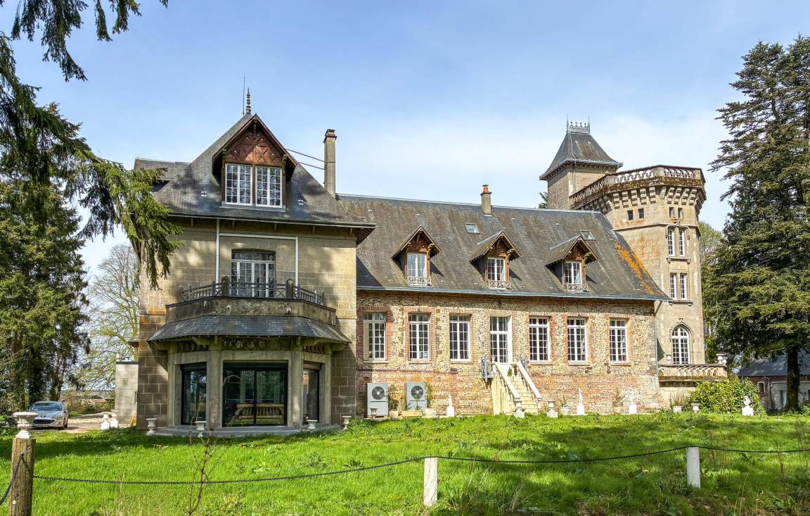 1400 M² Maison De Vacances ∙ 11 Chambres ∙ 21 Personnes - Forges-les-Eaux