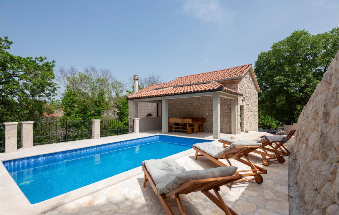 170 M² House ∙ 3 Bedrooms ∙ 8 Guests - Imotski