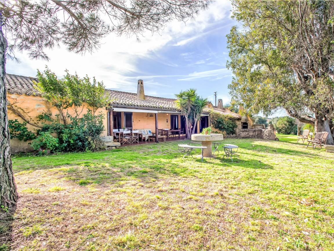 Ferienhaus ∙ 1 Schlafzimmer ∙ 5 Gäste - Palau