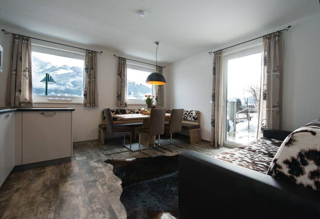 65 M² Huoneisto ∙ 2 Makuuhuonetta ∙ 6 Vierasta - Zell am See
