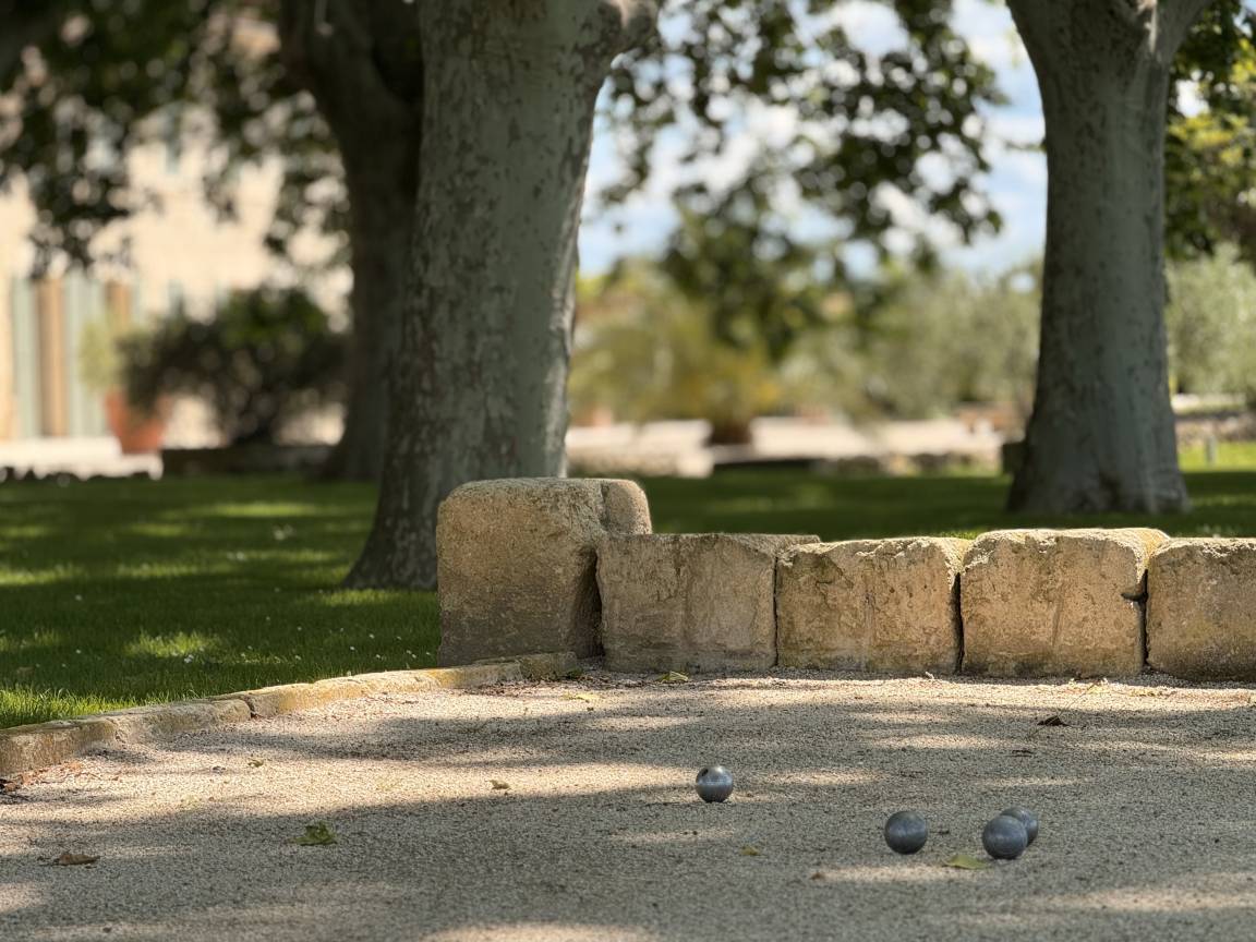 65 M² Gîte ∙ 2 Chambres ∙ 4 Personnes - Arles