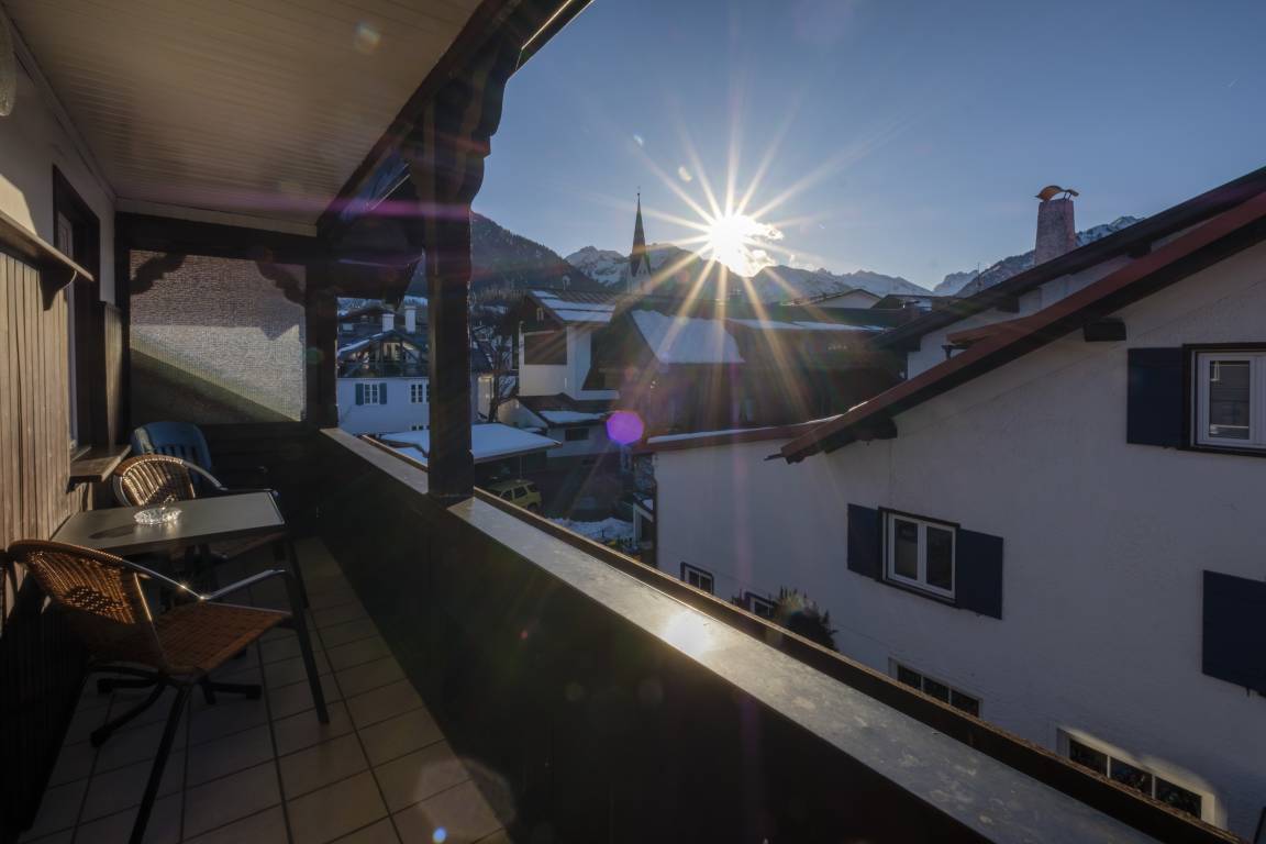 90 M² Ferienwohnung ∙ 2 Schlafzimmer ∙ 4 Gäste - Oberstdorf