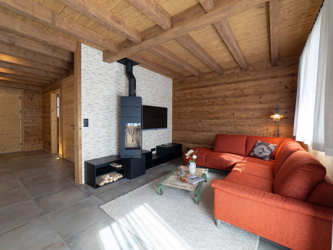 96 M² Ferienhaus ∙ 3 Schlafzimmer ∙ 6 Gäste - Sevelen