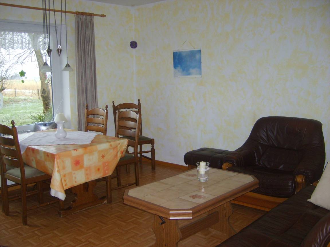 70 M² Ferienhaus ∙ 2 Schlafzimmer ∙ 5 Gäste - Jever