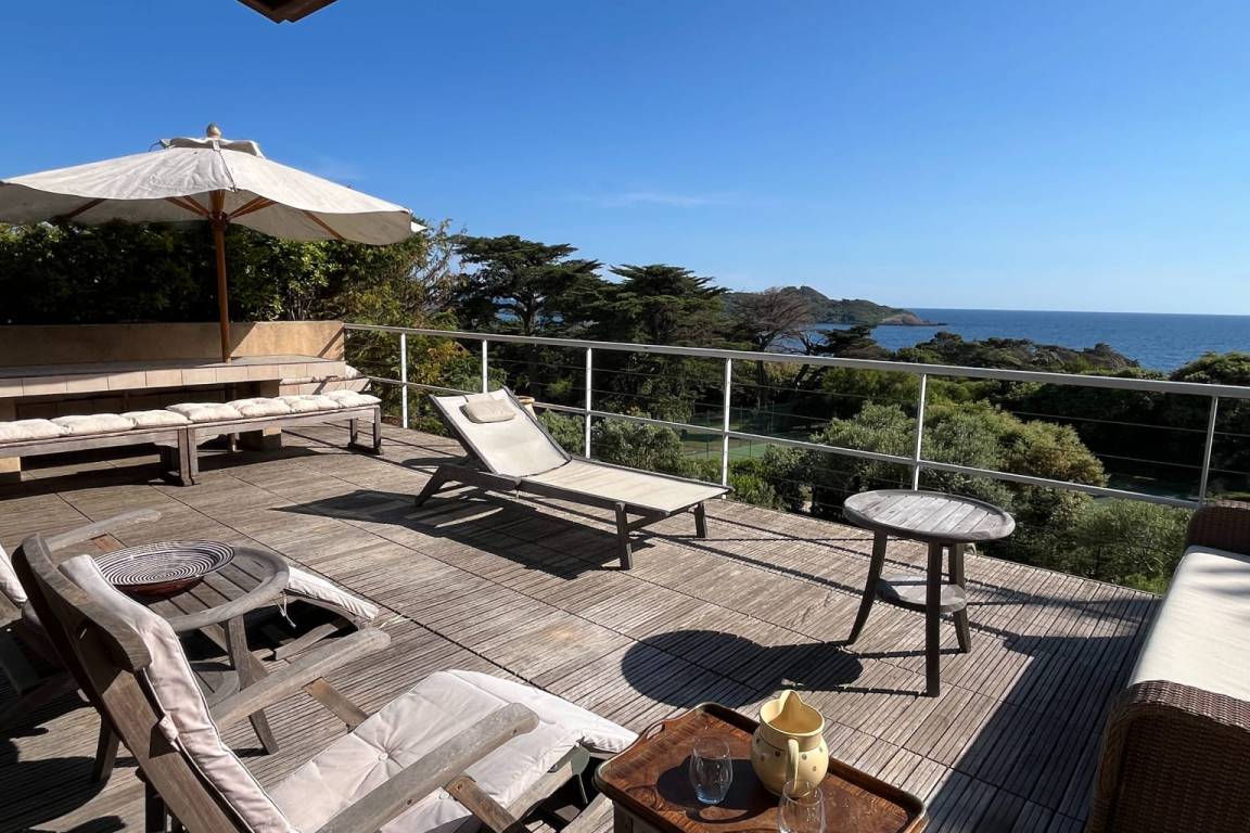 280 M² Ferienhaus ∙ 4 Schlafzimmer ∙ 10 Gäste - Giens