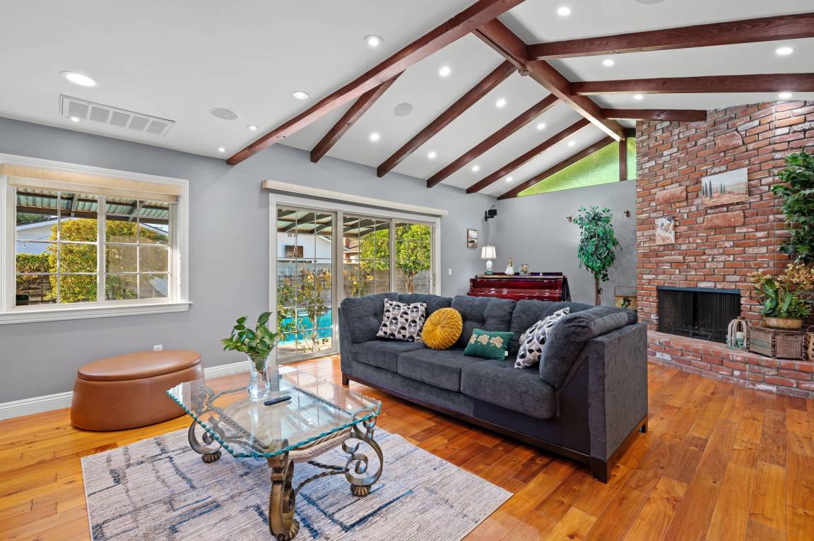 House ∙ 4 Bedrooms ∙ 8 Guests - La Verne, CA