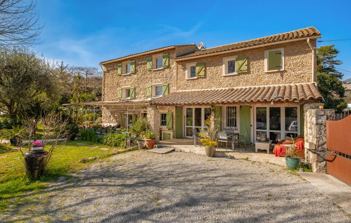 200 M² House ∙ 4 Bedrooms ∙ 8 Guests - Grasse