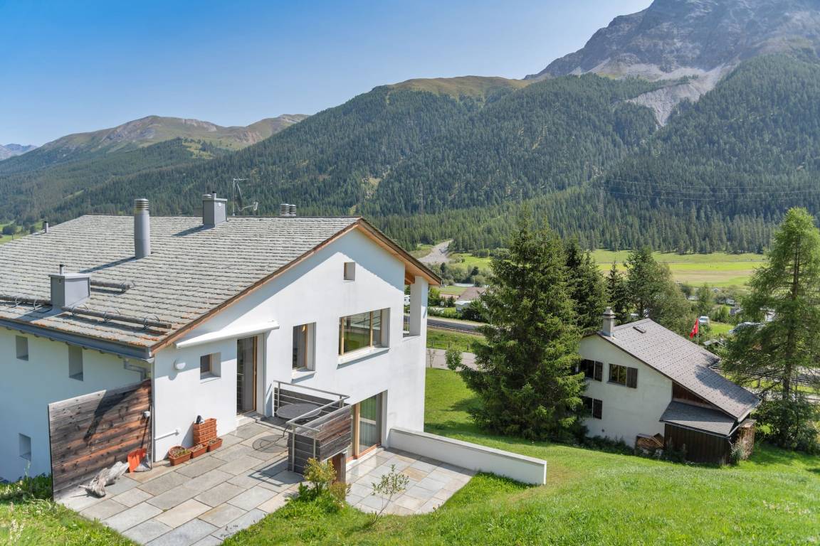 120 M² Ferienwohnung ∙ 4 Schlafzimmer ∙ 7 Gäste - Madulain