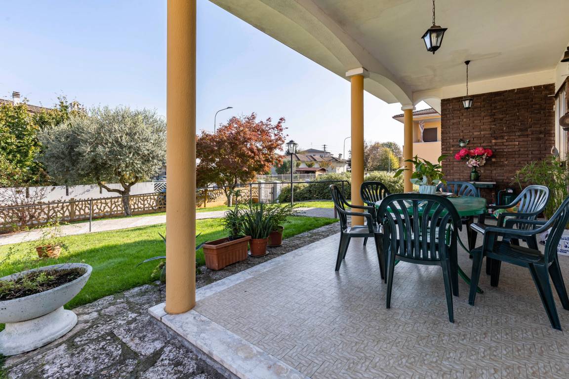 60 M² House ∙ 1 Bedroom ∙ 4 Guests - Valeggio sul Mincio