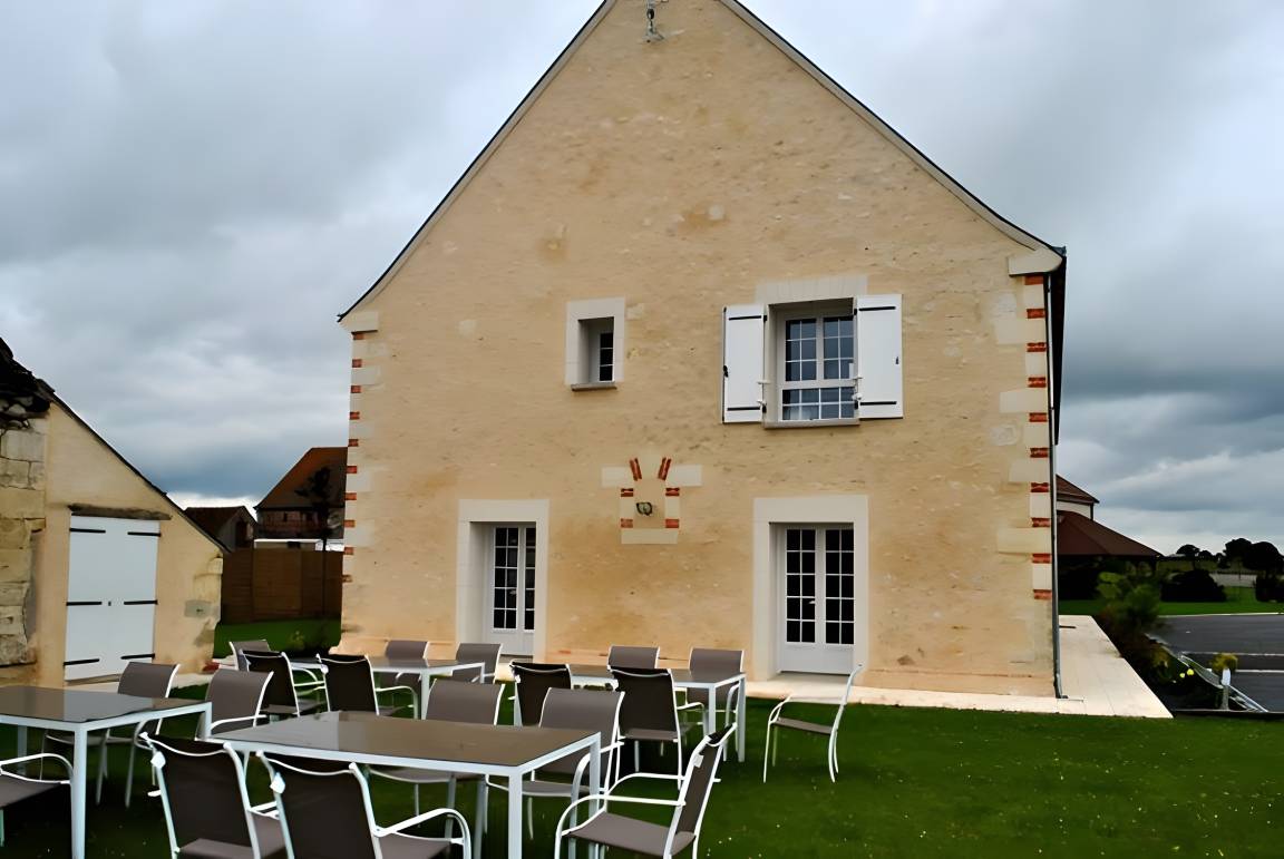 408 M² Maison De Vacances ∙ 11 Chambres ∙ 27 Personnes - Indre-et-Loire